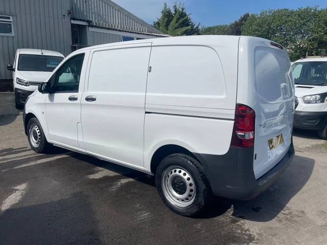 2022 MERCEDES-BENZ VITO 114CDI Progressive Van 9G-Tronic PANEL VAN ...