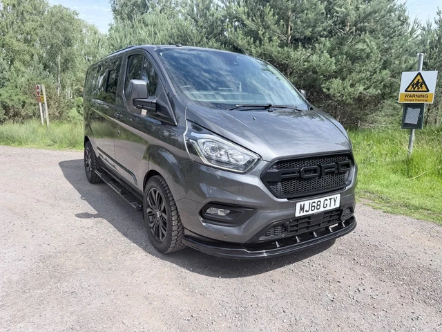 FORD TRANSIT CUSTOM 300 Limited L1 SWB 6 Seat Van 2018 £13,800.00 ...