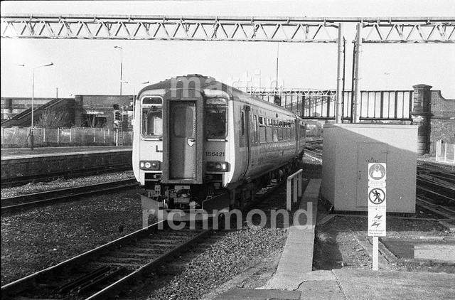 CHESTER CLASS 37, DMU, Class 508 EMU Lot of 11 35mm Negatives RN365 £2. ...