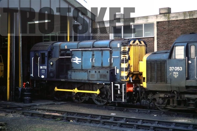 35MM SLIDE BR British Rail Diesel Loco Class 08 08772 1987 Original £3. ...