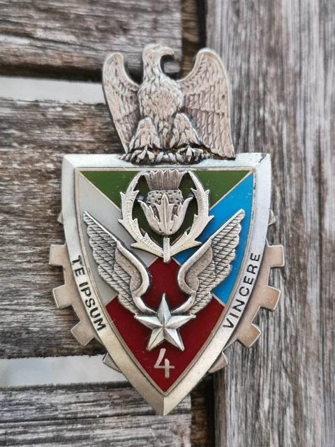 INSIGNE 4° RÉGIMENT d'hélicoptères de commandement et de manoeuvre ...