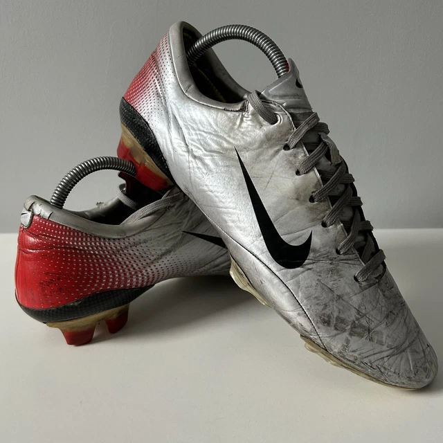 NIKE MERCURIAL VAPOR III FG argent rouge - Taille 7,5 Royaume-Uni ...