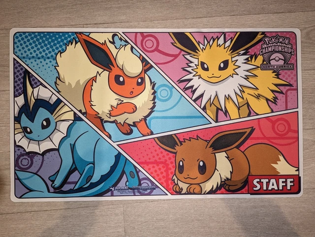 POKÉMON NAIC 2023 Staff Playmat Eeveelutions EUR 99,00 - PicClick IT