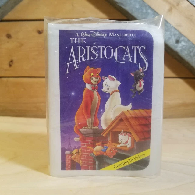 THE ARISTOCATS SCAT Cat Figurine Walt Disney Masterpiece - Swanky Barn ...