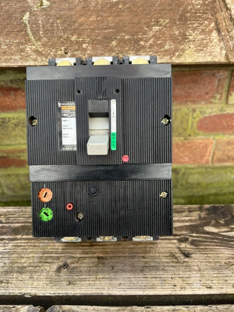 MERLIN GERIN COMPACT C250N 3 Pole 200A MCCB £45.00 - PicClick UK