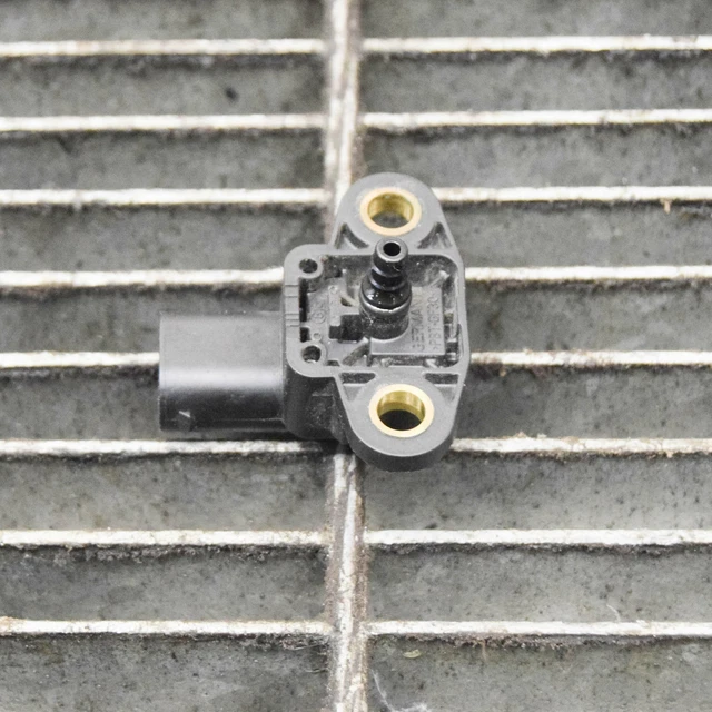 MERCEDES-BENZ C W205 MAP Pressure Sensor A0061539728 2.1 Diesel 125kw ...