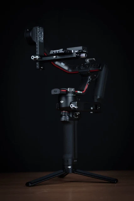 DJI RS 3 Pro Combo, 3-Axis Gimbal Stabilizer for DSLR and Cinema ...