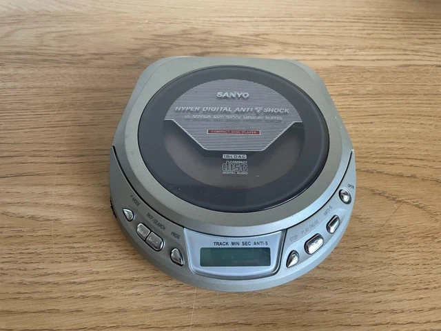 SANYO CDP-565 PERSONAL / Portable CD Player - Hyper-digital Anti-shock ...
