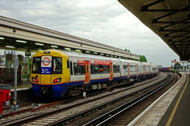 PHOTO LONDON Overground 378 Class Emu 378 214 At Clapham Junction. £2. ...