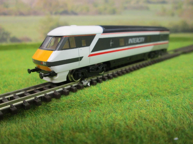GRAHAM FARISH 0867 Mk 4 Dvt Intercty Swallow Livery N Gauge Boxed £23. ...