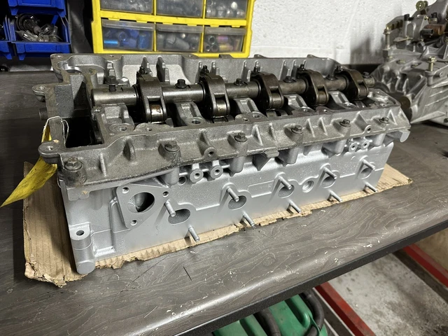 LAND ROVER DEFENDER/DISCOVERY 2 Td5 Early 10p AMC Cylinder Head Freshly ...