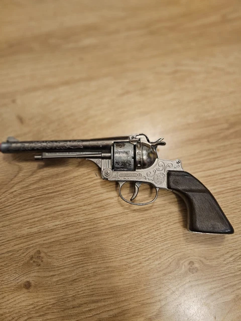 VINTAGE GONHER MADE In Spain Castalla 44 No 122 Cap Toy Gun 1980’s £15. ...