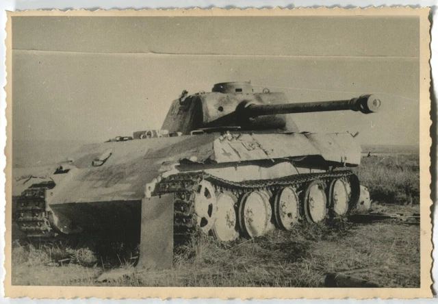 GERMAN WWII PHOTO: Wehrmacht Panzer V Panther Tank On A Field £7.40 ...