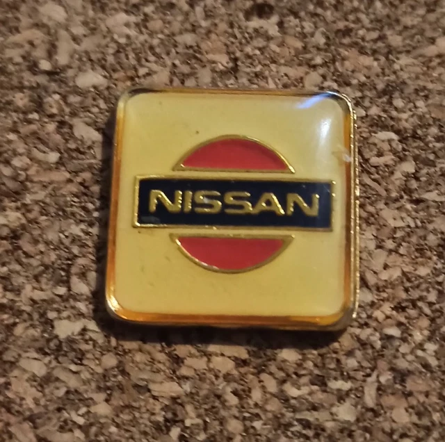 PIN'S NISSAN AUTOMOBILE Voiture Logo Marque Symbole Emblème Pins ...