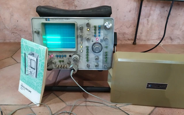 HP 1740A OSCILLOSCOPE 100Mhz fonctionne + operator guide * vintage EUR ...