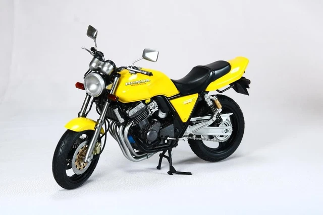 GEBAUT & LACKIERT 1/12 Aoshima Honda NC31 CB400 Super Four EUR 169,82 - PicClick DE