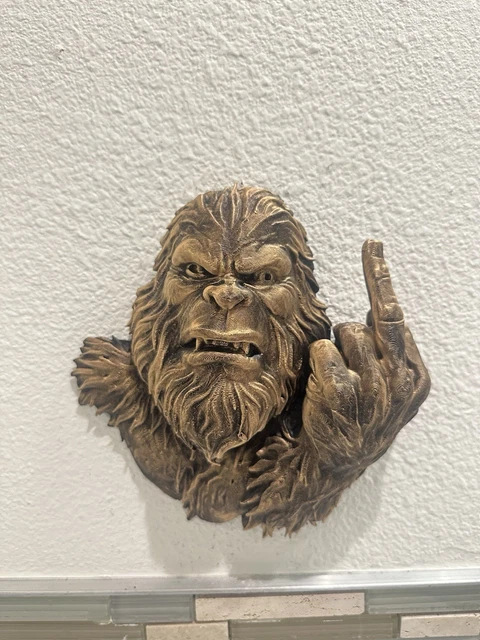 HAND PAINTED BIGFOOT Sasquatch Wall Mount Rude Middle finger Man Cave ...