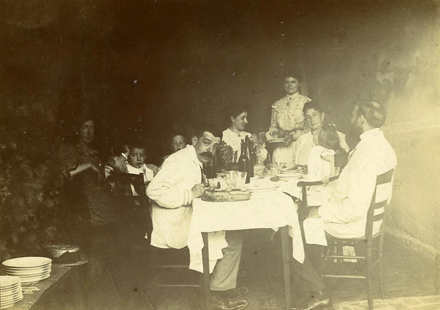 FRANCE LUNCH IN the Family Old Cabinet photo 1900 EUR 19,20 - PicClick FR