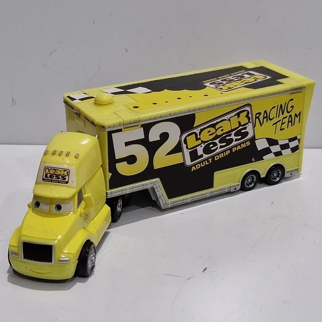 DISNEY PIXAR CARS #52 Leak Less Hauler £14.95 - PicClick UK