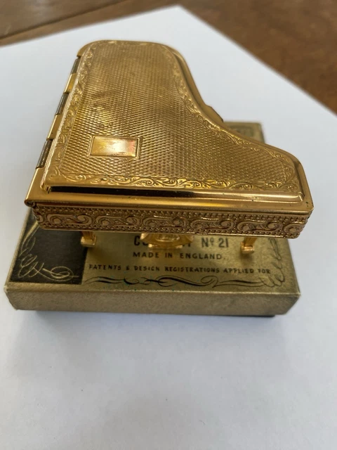 VINTAGE PIANO PYGMALION Sonata Piano Shaped Powder Compact. Good ...