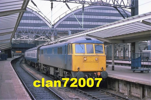 ORIGINAL RAILWAY COLOUR slide 86227 unnamed at Manchester Piccadilly in ...