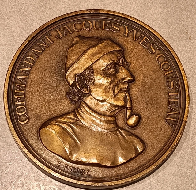 MÉDAILLE COMMANDANT J.YVES COUSTEAU "La Calypso" graveur R.DUBOC EUR 8 ...