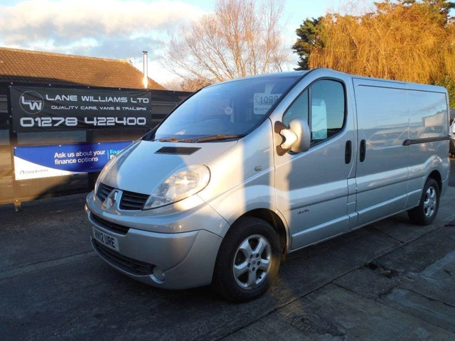 RENAULT TRAFIC LL29DCI 115 Sport [Sat Nav] Van Quickshift6 Euro 5 ...