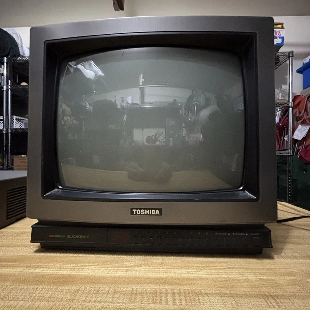 TOSHIBA NO REMOTE TV CRT TELEVISION 13" COLOR 1980s Retro Gaming Tested ...
