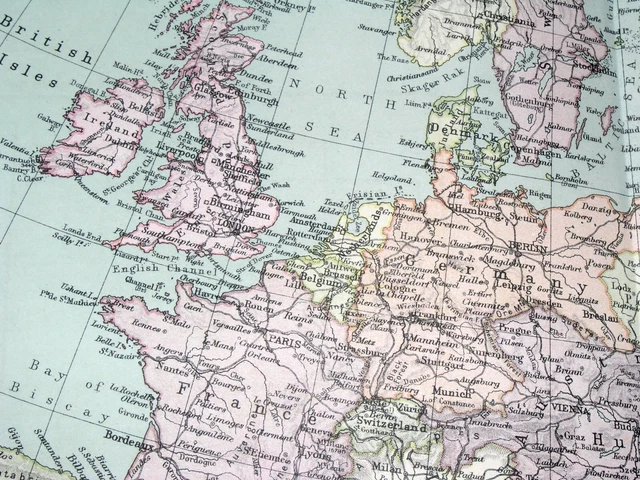 1908 ANTIQUE POLITICAL Map Of Europe Austria Hungary Germany France ...