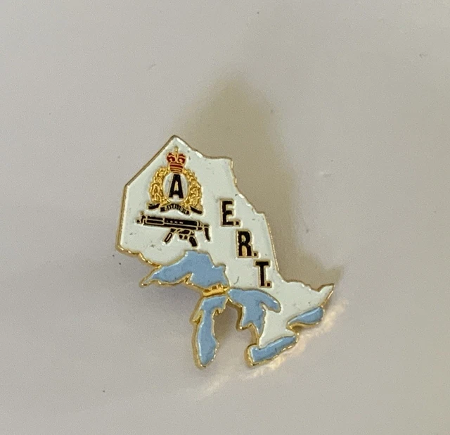 ROYAL CANADIAN MOUNTED Police E.R.T. Emergency Response Team. Badge. V18 148 £7.02 - PicClick UK