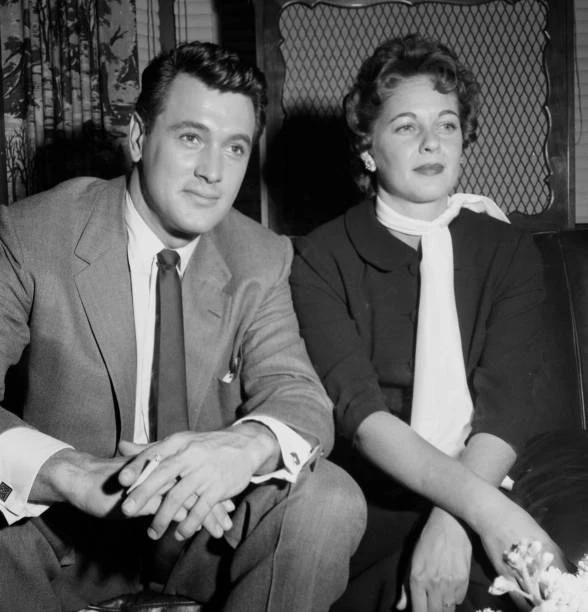 ACTOR ROCK HUDSON And His Wife Phyllis Gates At Home 2 Old Movie Photo ...