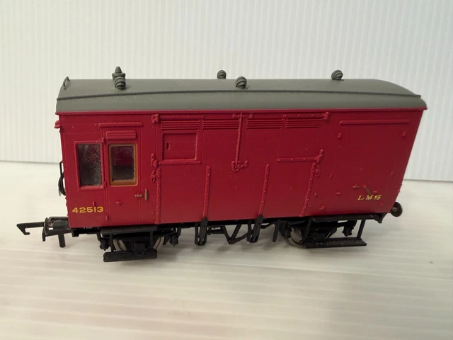 HORNBY R6678 LMS Horse Box 42513 in LMS maroon OO Gauge Rolling Stock ...