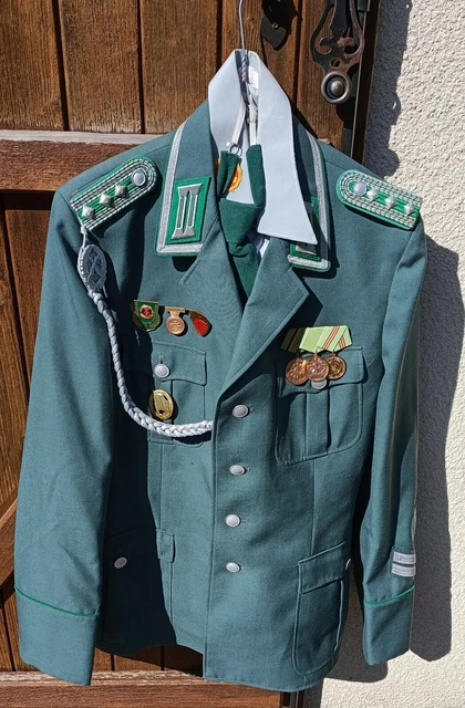 TENUE NVA DDR RDA polizei n1 veste , pantalon , chemise , insignes et ...