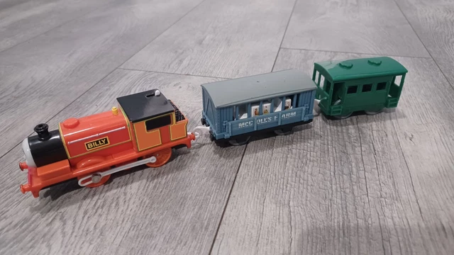 THOMAS TRACKMASTER BILLY train & Original Farm Trucks (batt operated ...
