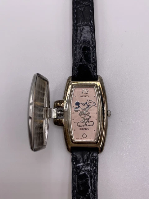 VINTAGE SEIKO DISNEY Mickey Mouse Ladies Flip Face Leather Band Watch ...