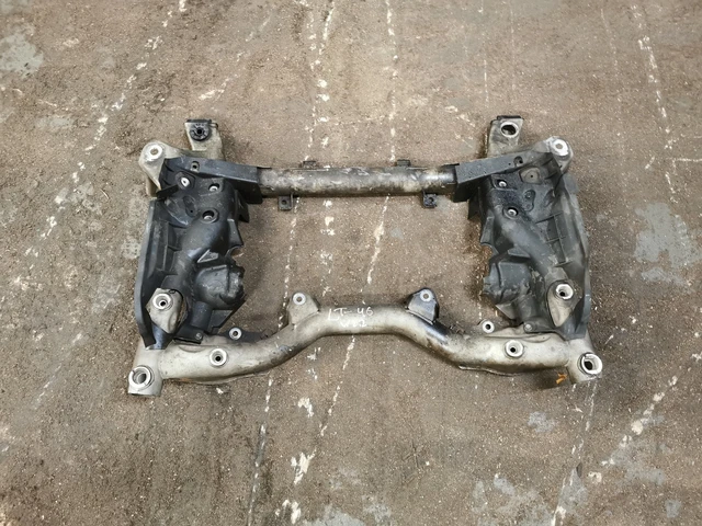 MERCEDES-BENZ W212 E 350 Front Suspension Subframe A2126280557 ...