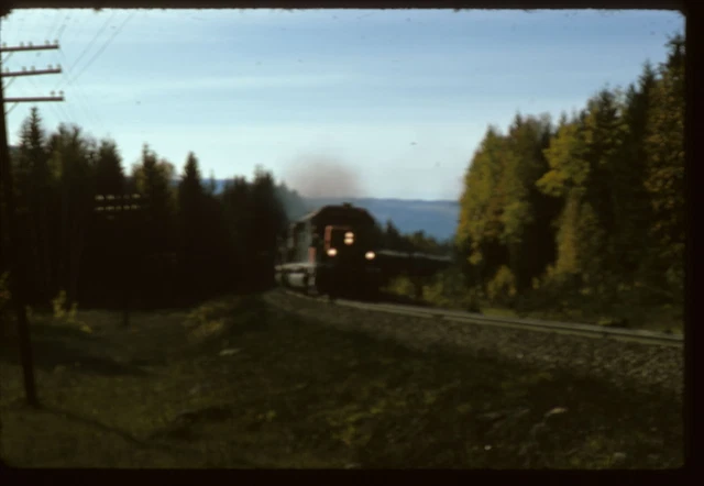 BH.DDB3.CN484 ORIGINAL SLIDE Canadian National EMD SD40 #5136 at Wire ...