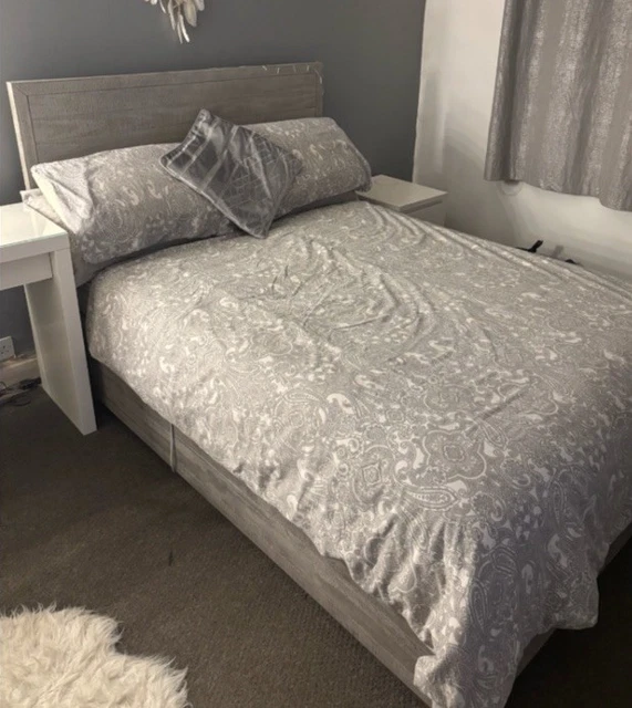 GREY WOODEN STYLE Bed Frame And Bed frame - Dosen’t Include Mattress! £ ...