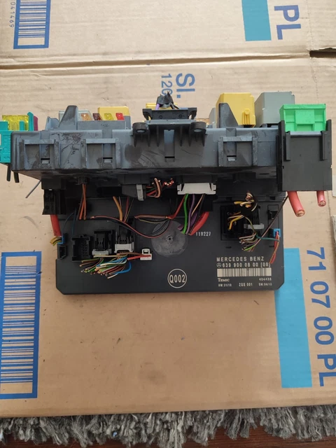 2010 - 2014 Mercedes-Benz Vito / Viano W639 Fuse Control Unit Module ...