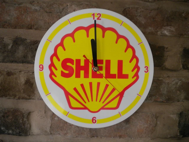 SHELL 225MM DIAMETER RETRO REPRODUCTION PLASTIC FACED GARAGE CLOCK £16. ...