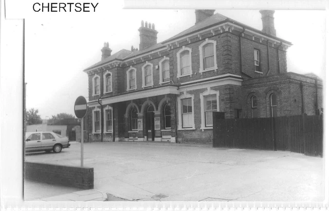 CHERTSEY RAILWAY STATION - 1987 View - Photo Print In Sleeve - # 1090 £ ...