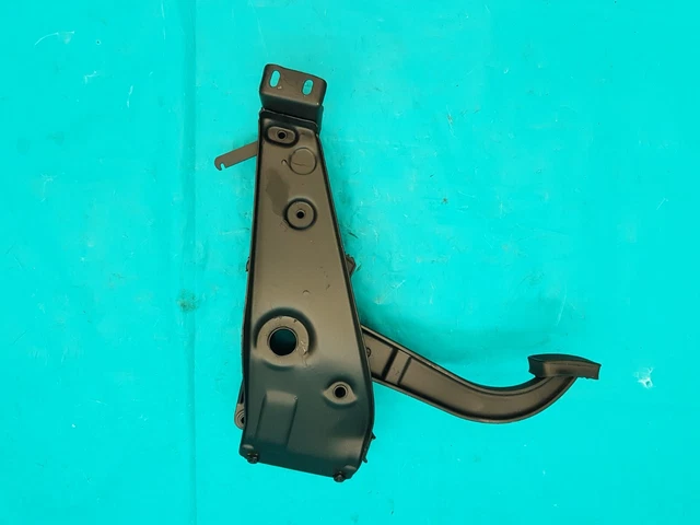 GENUINE MERCEDES-BENZ W126 Parking Brake Hand Brake Pedal 1264270601 £ ...