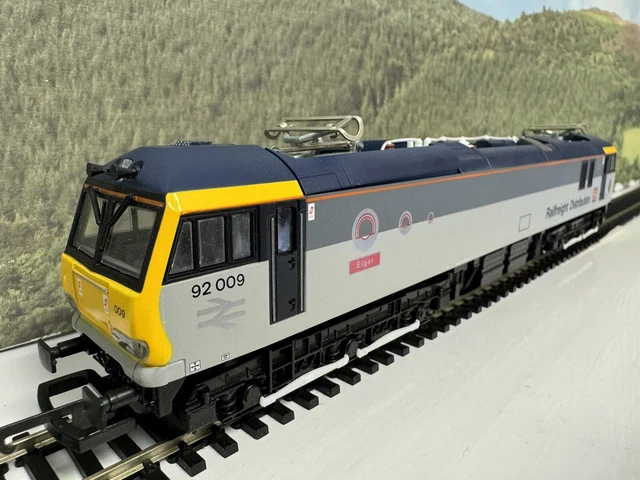HORNBY R289 BR Railfreight Distribution Class 92 Electric Locomotive ...