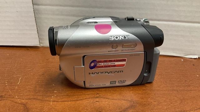 SONY HANDYCAM DCR-DVD105 Mini DVD Disc Video Camera Camcorder W/BATTERY ...