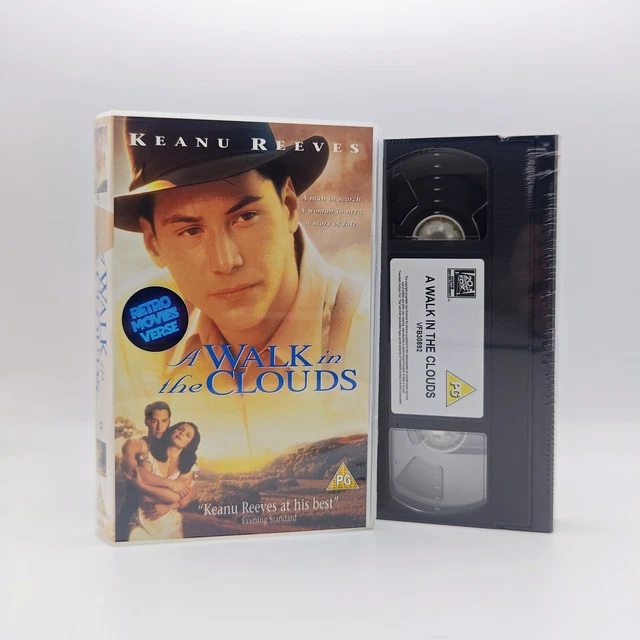 A WALK IN The Clouds VHS New and Sealed Video Tape Keanu Reeves (1995 ...