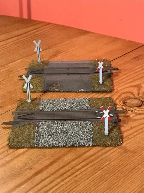 821A 2 X Vintage Fleischmann 6099 Level Crossings HO Gauge EUR 17,60 ...