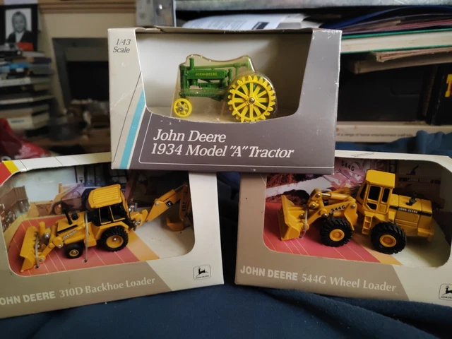 COLLECTION OF JOHN Deere. Diecast Models ,Tractors,Loaders £16.95 ...