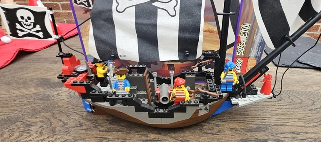 LEGO 6268 RENEGADE Runner Pirate Ship with Box and Instructions £130.70 ...