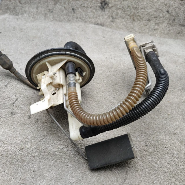 GENUINE MERCEDES W202 C Class Fuel Tank Sender Unit 2024700741 W208 CLK ...