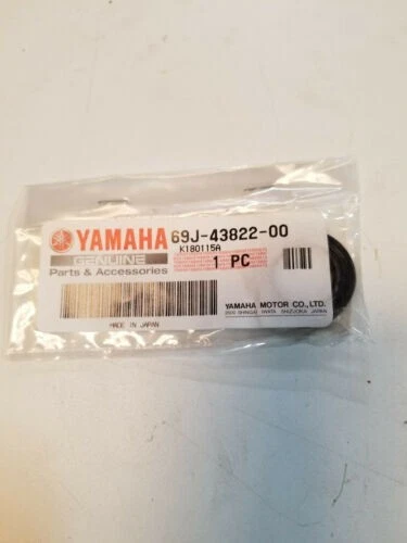 GENUINE YAMAHA 69J-43822-00-00 Trim Dust Seal F200Hp F225Hp F250Hp ...